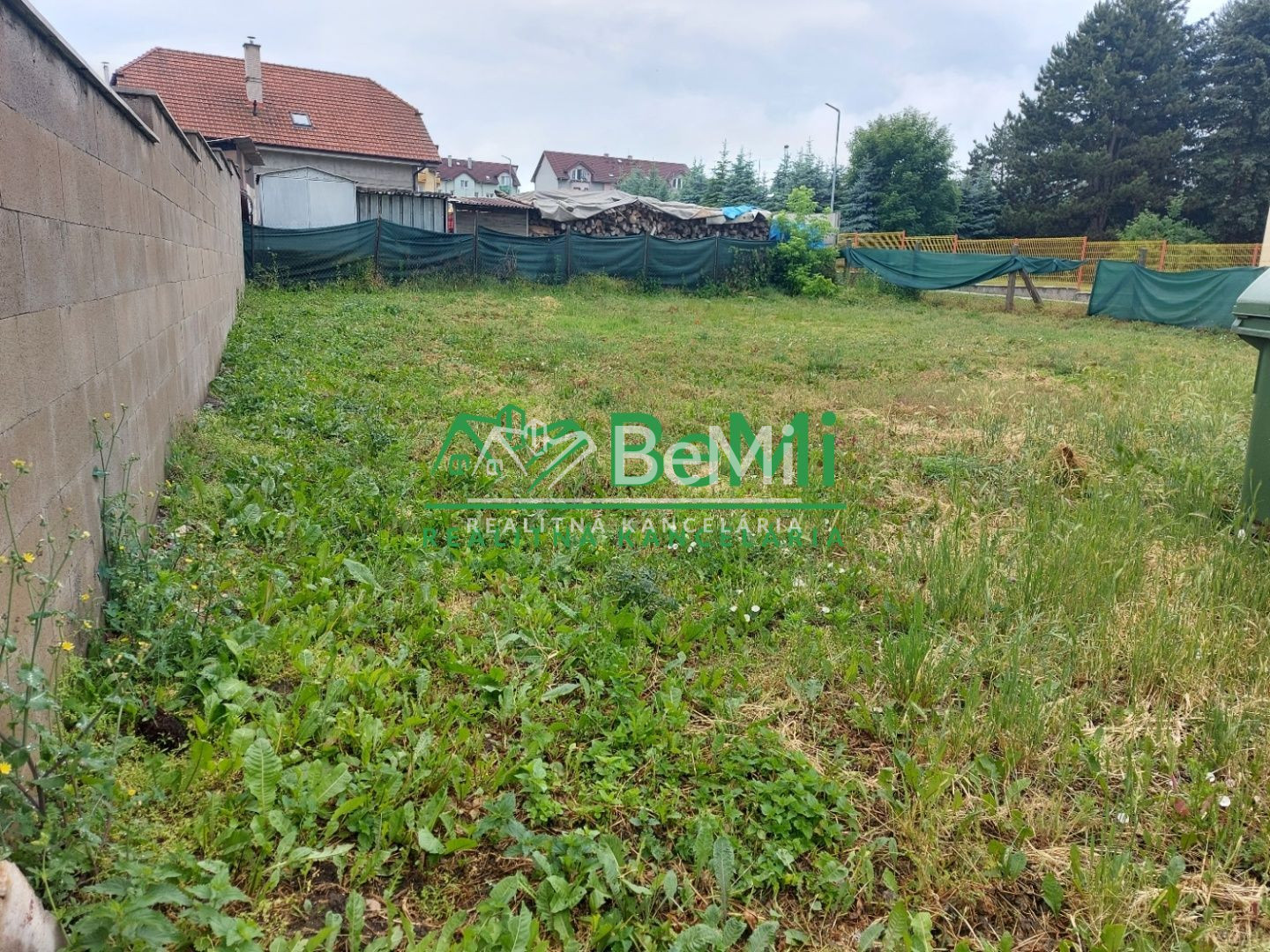 Predaj rovinatý pozemok Rišňovce pri Nitre(075-14-ERFa) | RealityBeMi