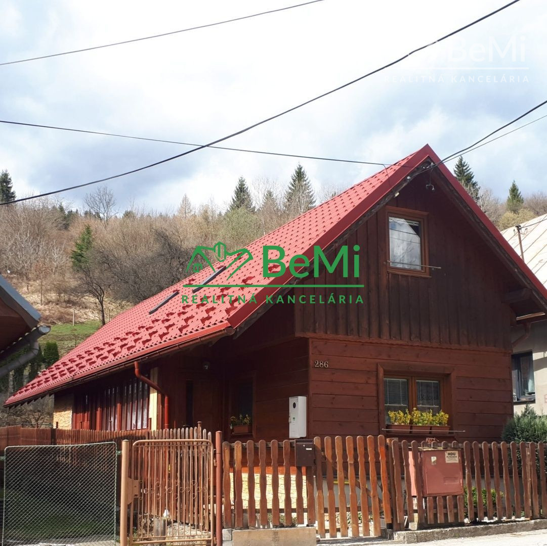 Predaj: Tradičná drevenica v obci Kolárovice (154-12-MACH) | RealityBeMi